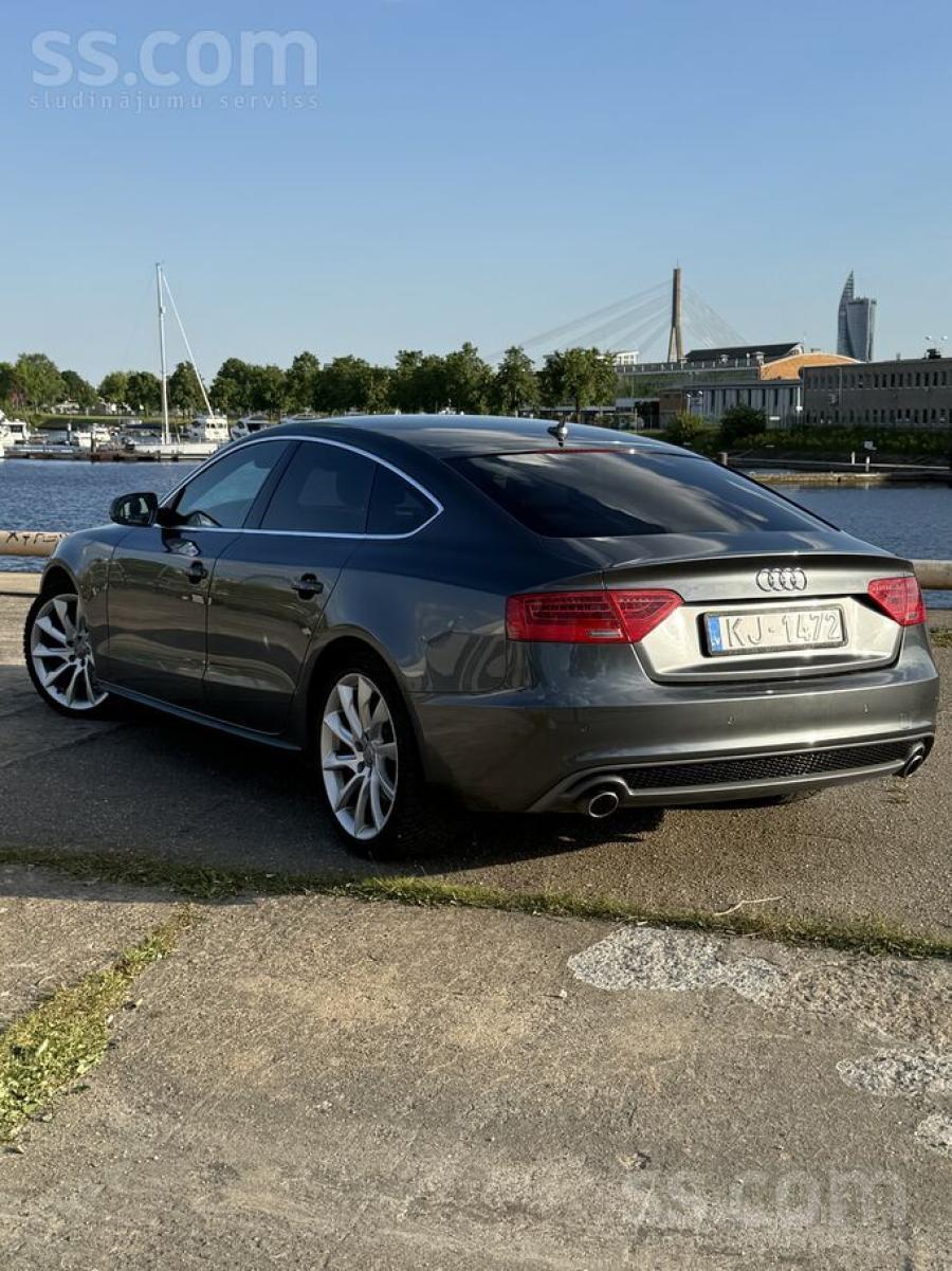 Grey Audi A5 2013 in Riga, with an engine capacity of 3.00 L and mileage of 377 thousand km for 13500 €, photo 5 on AUTOMOTO.COM.LV