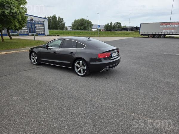 Grey Audi A5 2014 in Jelgava, with an engine capacity of 3.00 L and mileage of 214 thousand km for 11500 €, photo 4 on AUTOMOTO.COM.LV