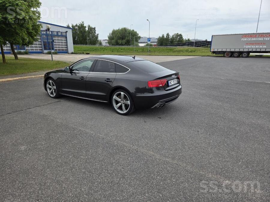 Pelēks Audi A5 2014 Jelgava, ar dzinēja tilpumu 3.00 L un nobraukumu 214 tūkst. km par 11500 €, foto 5 vietnē AUTOMOTO.COM.LV