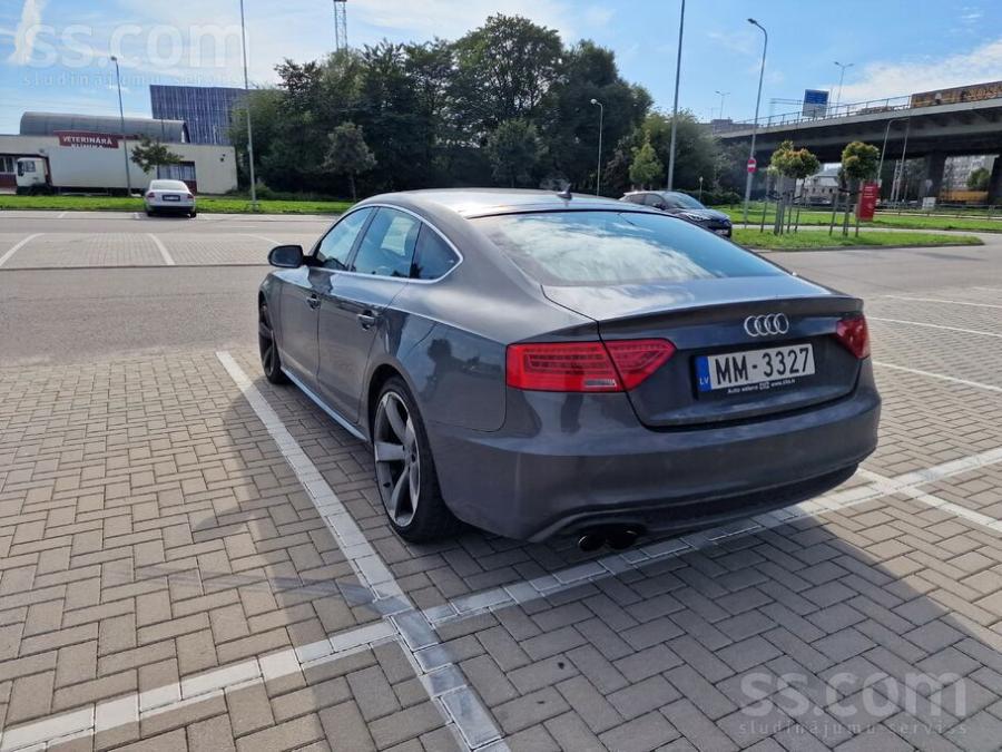 Pelēks Audi A5 2014 Rīga, ar dzinēja tilpumu 2.00 L un nobraukumu 115 tūkst. km par 10999 €, foto 7 vietnē AUTOMOTO.COM.LV