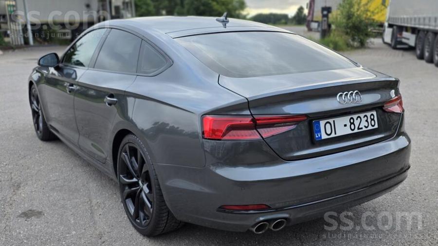 Grey Audi A5 2017 in Riga, with an engine capacity of 3.00 L and mileage of 197 thousand km for 17990 €, photo 12 on AUTOMOTO.COM.LV