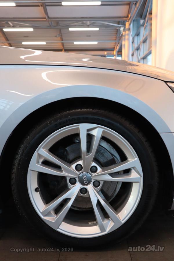 Pelēks Audi A5 2018 Tallina, ar dzinēja tilpumu 2.00 L un nobraukumu 129 tūkst. km par 20900 €, foto 11 vietnē AUTOMOTO.COM.LV