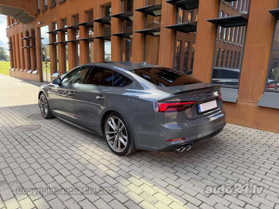 Pelēks Audi A5 2018 Tallina, ar dzinēja tilpumu 3.00 L un nobraukumu 164 tūkst. km par 24490 €, foto 6 vietnē AUTOMOTO.COM.LV