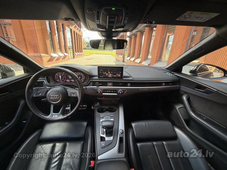 Pelēks Audi A5 2018 Tallina, ar dzinēja tilpumu 3.00 L un nobraukumu 164 tūkst. km par 24490 €, foto 9 vietnē AUTOMOTO.COM.LV