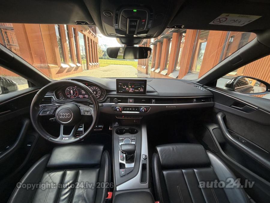 Pelēks Audi A5 2018 Tallina, ar dzinēja tilpumu 3.00 L un nobraukumu 164 tūkst. km par 24490 €, foto 9 vietnē AUTOMOTO.COM.LV