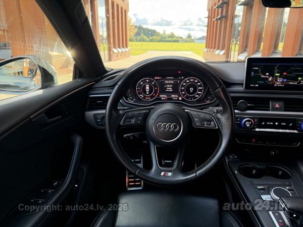 Audi A5 2018 in Tallinn on AUTOMOTO.COM.LV Grey Audi A5 2018 in Tallinn, with an engine capacity of 3.00 L and mileage of 164 thousand km for 24490 €, photo 10 on AUTOMOTO.COM.LV