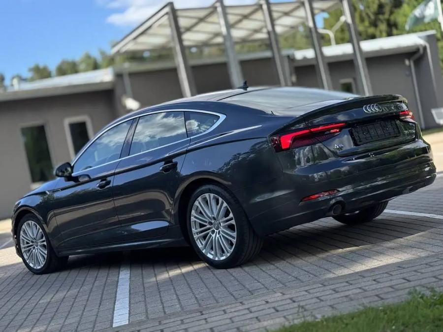 Grey Audi A5 2019 in Jurmala, with an engine capacity of 2.00 L and mileage of 248 thousand km for 16100 €, photo 5 on AUTOMOTO.COM.LV