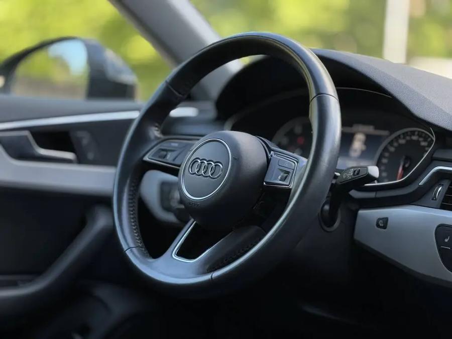 Grey Audi A5 2019 in Jurmala, with an engine capacity of 2.00 L and mileage of 248 thousand km for 16100 €, photo 17 on AUTOMOTO.COM.LV