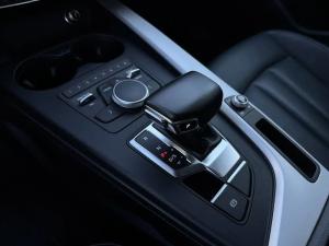 Grey Audi A5 2019 in Jurmala, with an engine capacity of 2.00 L and mileage of 248 thousand km for 16100 €, photo 21 on AUTOMOTO.COM.LV