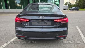Pelēks Audi A5 2022 Tallina, ar dzinēja tilpumu 2.00 L un nobraukumu 221 tūkst. km par 20460 €, foto 6 vietnē AUTOMOTO.COM.LV