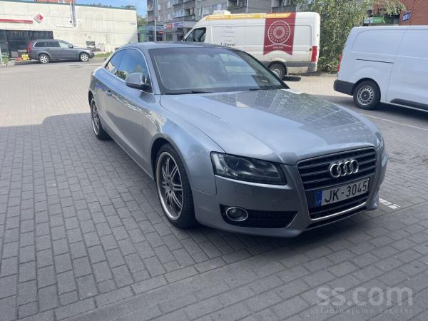 Pelēks Audi A5 2008 Rīga, ar dzinēja tilpumu 2.70 L un nobraukumu 250 tūkst. km par 5500 €, foto 4 vietnē AUTOMOTO.COM.LV