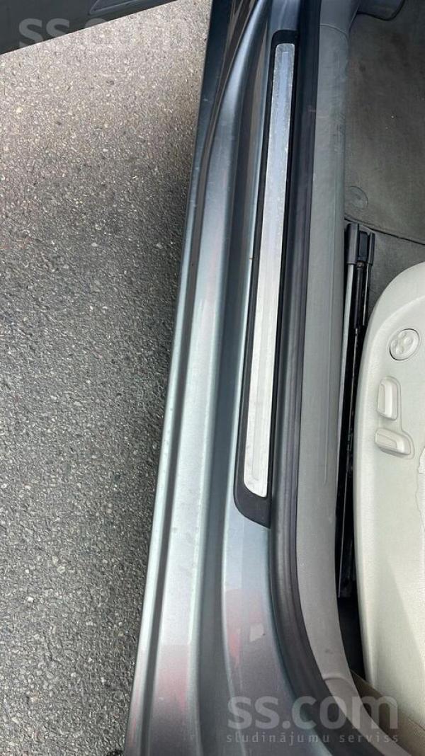 Pelēks Audi A5 2008 Rīga, ar dzinēja tilpumu 2.70 L un nobraukumu 250 tūkst. km par 5500 €, foto 9 vietnē AUTOMOTO.COM.LV