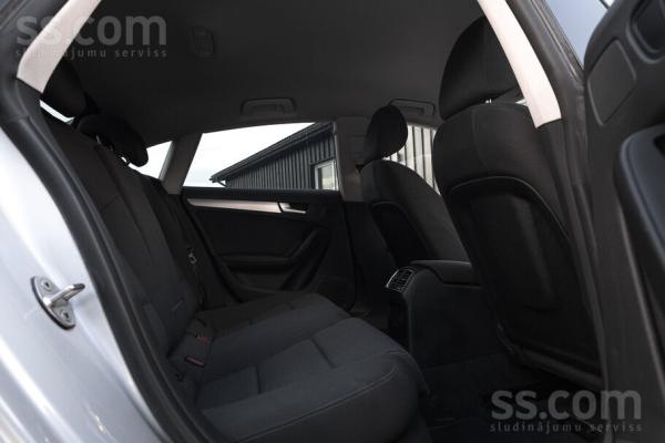 Audi A5 2011 in Jelgava on AUTOMOTO.COM.LV Grey Audi A5 2011 in Jelgava, with an engine capacity of 2.00 L and mileage of 297 thousand km for 7400 β¬, photo 10 on AUTOMOTO.COM.LV