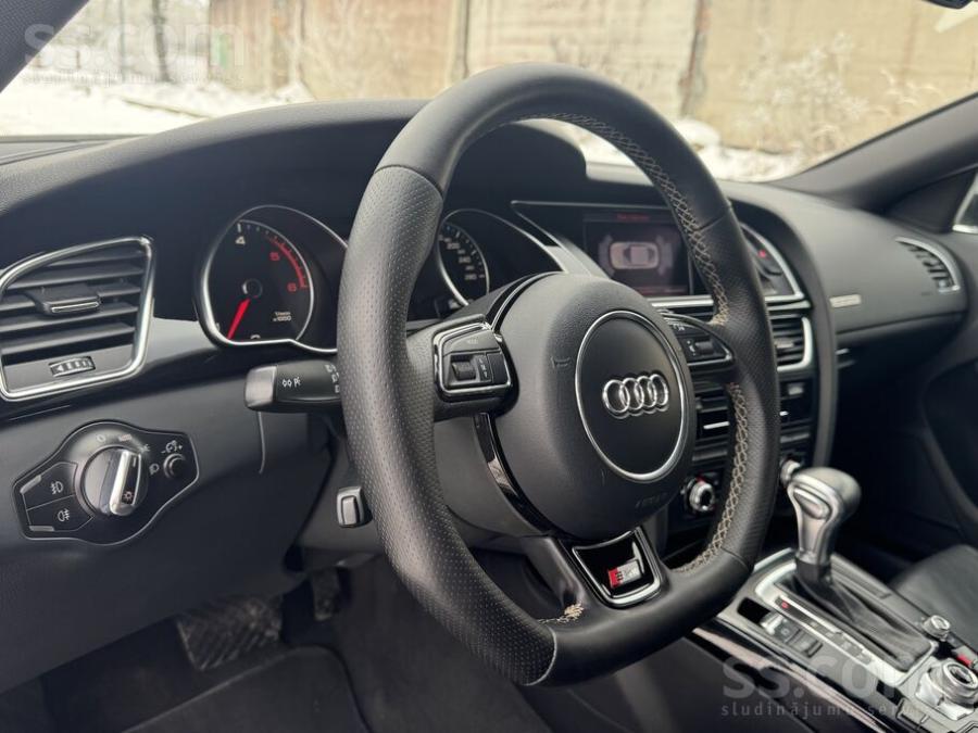 Grey Audi A5 2012 in Jelgava, with an engine capacity of 3.00 L and mileage of 266 thousand km for 13750 €, photo 8 on AUTOMOTO.COM.LV