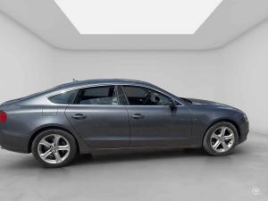 Grey Audi A5 2012 in Vilnius, with an engine capacity of 3.00 L and mileage of 308 thousand km for 9890 €, photo 8 on AUTOMOTO.COM.LV