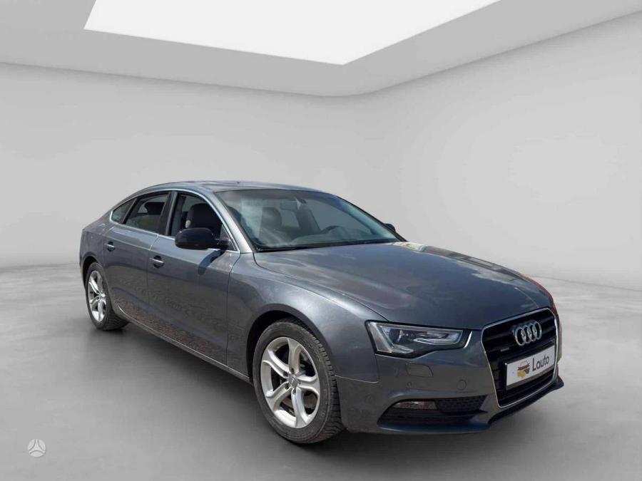 Grey Audi A5 2012 in Vilnius, with an engine capacity of 3.00 L and mileage of 308 thousand km for 9890 €, photo 9 on AUTOMOTO.COM.LV