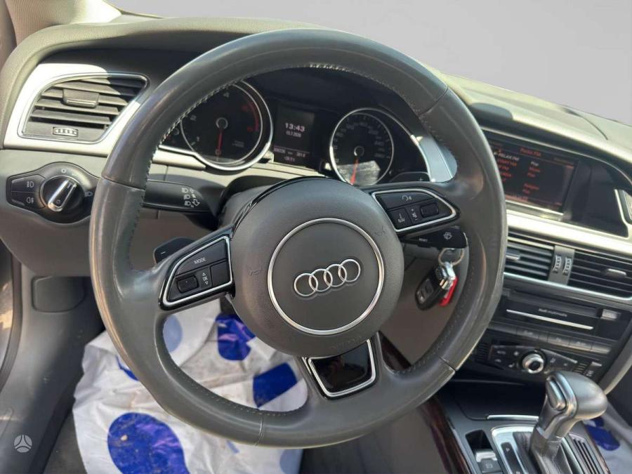 Grey Audi A5 2012 in Vilnius, with an engine capacity of 3.00 L and mileage of 308 thousand km for 9890 €, photo 11 on AUTOMOTO.COM.LV
