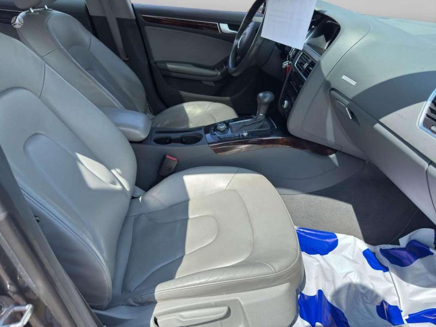 Grey Audi A5 2012 in Vilnius, with an engine capacity of 3.00 L and mileage of 308 thousand km for 9890 €, photo 16 on AUTOMOTO.COM.LV