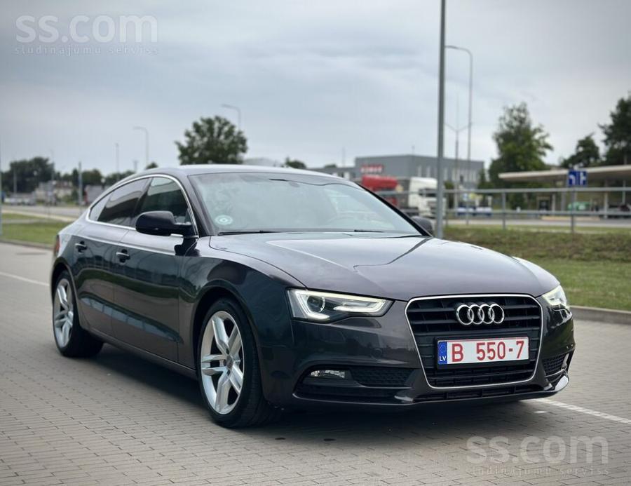 Pelēks Audi A5 2012 Rēzekne, ar dzinēja tilpumu 3.00 L un nobraukumu 236 tūkst. km par 9990 €, foto 4 vietnē AUTOMOTO.COM.LV