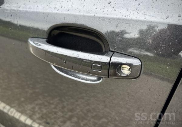 Grey Audi A5 2012 in Rezekne, with an engine capacity of 3.00 L and mileage of 236 thousand km for 9990 €, photo 9 on AUTOMOTO.COM.LV