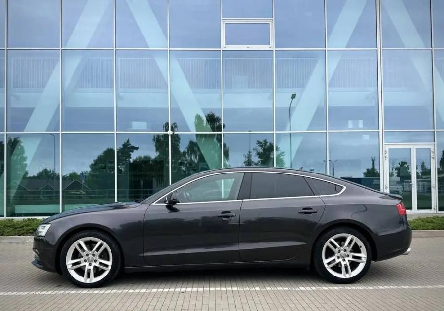 Pelēks Audi A5 2012 Rēzekne, ar dzinēja tilpumu 3.00 L un nobraukumu 236 tūkst. km par 9990 €, foto 5 vietnē AUTOMOTO.COM.LV