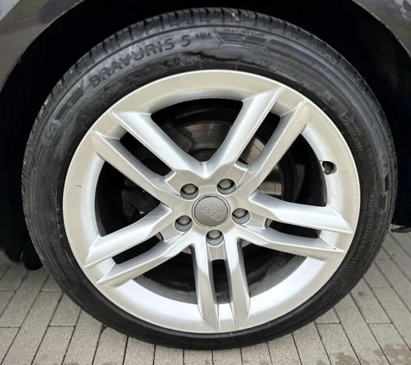 Grey Audi A5 2012 in Rezekne, with an engine capacity of 3.00 L and mileage of 236 thousand km for 9990 €, photo 8 on AUTOMOTO.COM.LV