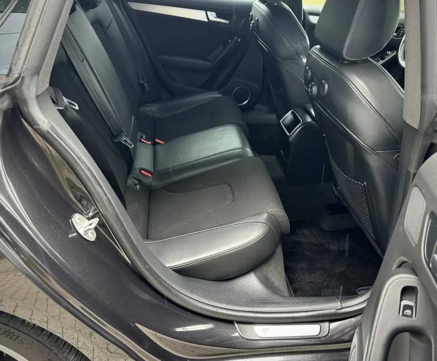 Pelēks Audi A5 2012 Rēzekne, ar dzinēja tilpumu 3.00 L un nobraukumu 236 tūkst. km par 9990 €, foto 17 vietnē AUTOMOTO.COM.LV