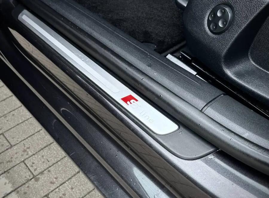 Pelēks Audi A5 2012 Rēzekne, ar dzinēja tilpumu 3.00 L un nobraukumu 236 tūkst. km par 9990 €, foto 19 vietnē AUTOMOTO.COM.LV