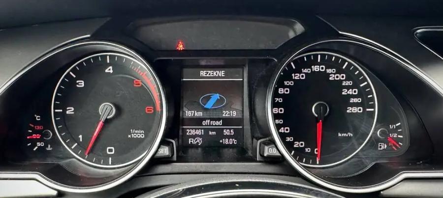 Pelēks Audi A5 2012 Rēzekne, ar dzinēja tilpumu 3.00 L un nobraukumu 236 tūkst. km par 9990 €, foto 28 vietnē AUTOMOTO.COM.LV