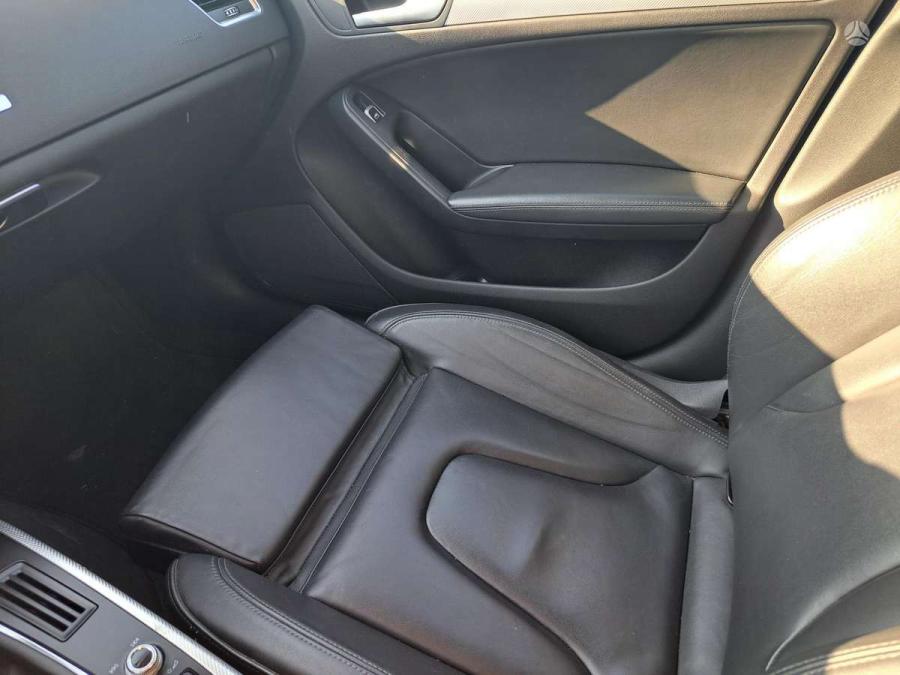 Grey Audi A5 2014 in Taurage, with an engine capacity of 2.00 L and mileage of 230 thousand km for 9650 €, photo 13 on AUTOMOTO.COM.LV