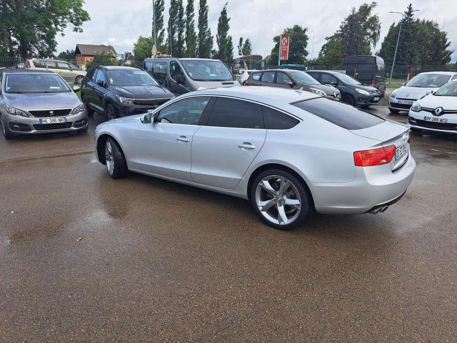Grey Audi A5 2014 in Taurage, with an engine capacity of 2.00 L and mileage of 230 thousand km for 9100 €, photo 9 on AUTOMOTO.COM.LV