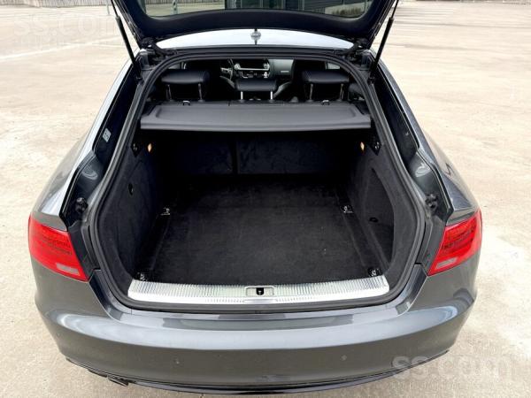 Grey Audi A5 2015 in Riga, with an engine capacity of 3.00 L and mileage of 189 thousand km for 14999 €, photo 11 on AUTOMOTO.COM.LV