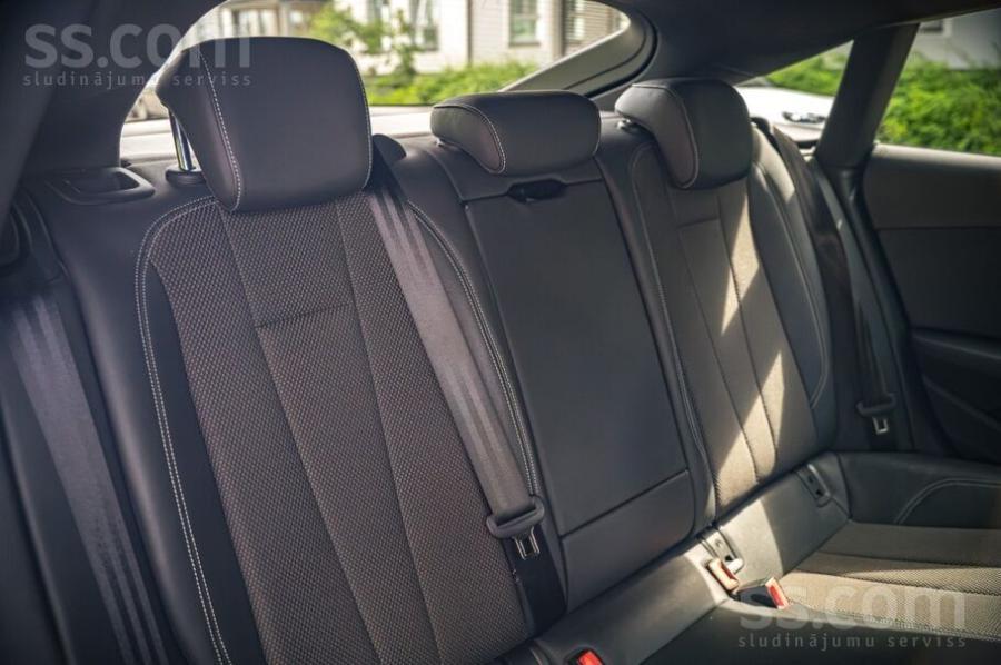 Pelēks Audi A5 2017 Rīga, ar dzinēja tilpumu 2.00 L un nobraukumu 293 tūkst. km par 15990 €, foto 16 vietnē AUTOMOTO.COM.LV