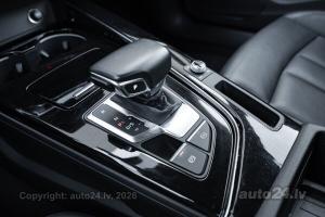 Pelēks Audi A5 2023 Rīga, ar dzinēja tilpumu 2.00 L un nobraukumu 83 tūkst. km par 32691 €, foto 24 vietnē AUTOMOTO.COM.LV