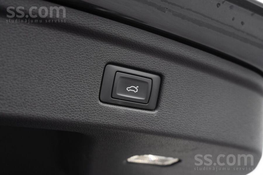 Grey Audi A5 2023 in Riga, with an engine capacity of 2.00 L and mileage of 83 thousand km for 32400 €, photo 28 on AUTOMOTO.COM.LV
