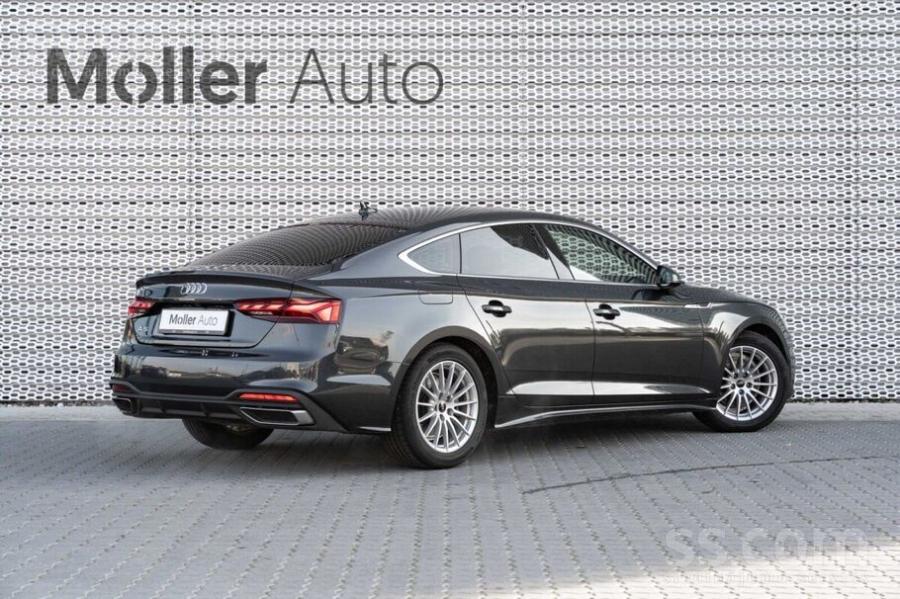 Pelēks Audi A5 2024 Rīga, ar dzinēja tilpumu 2.00 L un nobraukumu 22 tūkst. km par 34900 €, foto 4 vietnē AUTOMOTO.COM.LV