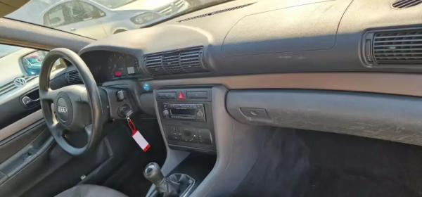 Grey Audi A5 2001 in Valmiera, with an engine capacity of 1.90 L and mileage of 538 thousand km for 1300 €, photo 9 on AUTOMOTO.COM.LV