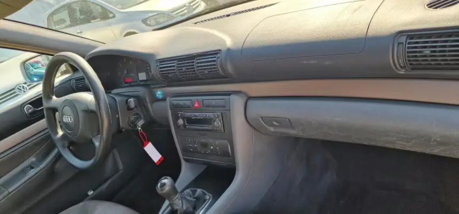 Grey Audi A5 2001 in Valmiera, with an engine capacity of 1.90 L and mileage of 538 thousand km for 1300 €, photo 10 on AUTOMOTO.COM.LV