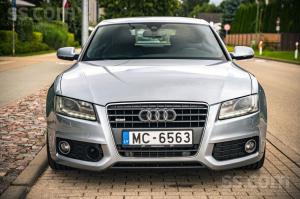 Pelēks Audi A5 2010 Rīga, ar dzinēja tilpumu 2.00 L un nobraukumu 231 tūkst. km par 6990 €, foto 3 vietnē AUTOMOTO.COM.LV