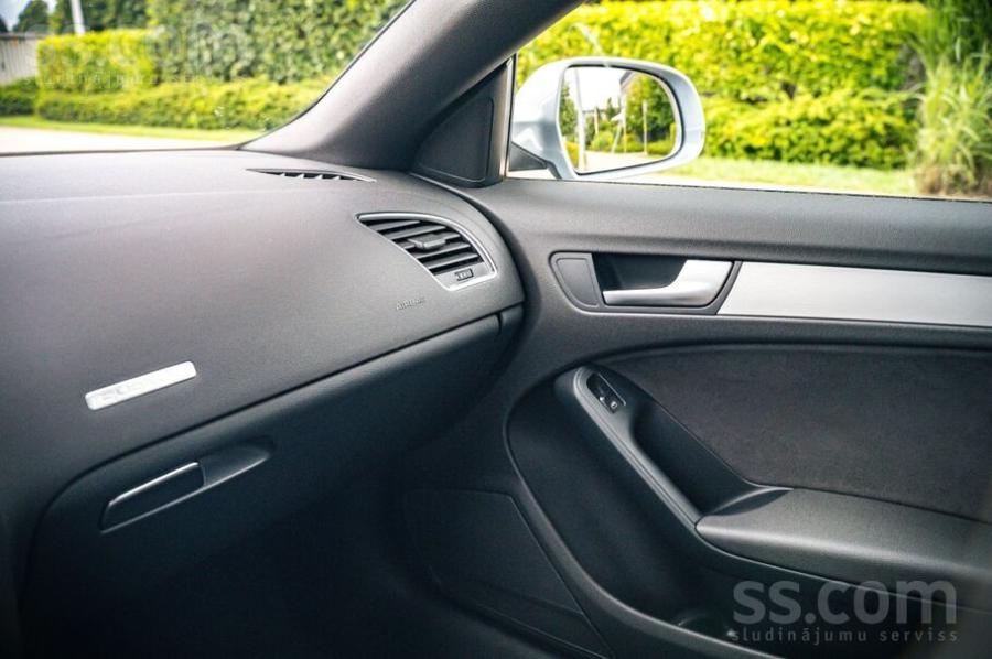 Pelēks Audi A5 2010 Rīga, ar dzinēja tilpumu 2.00 L un nobraukumu 231 tūkst. km par 6990 €, foto 23 vietnē AUTOMOTO.COM.LV