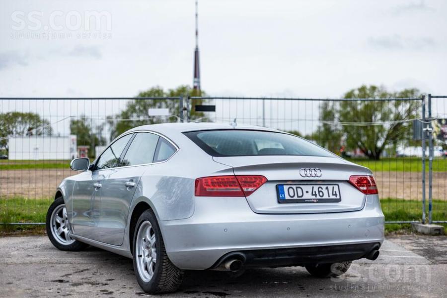 Audi A5 2010 Rīga, ar dzinēja tilpumu 2.00 L un nobraukumu 300 tūkst. km par 9290 €, foto 7 vietnē AUTOMOTO.COM.LV
