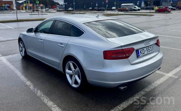 Audi A5 2010 in Riga, with an engine capacity of 3.00 L and mileage of 287 thousand km for 6800 €, photo 3 on AUTOMOTO.COM.LV
