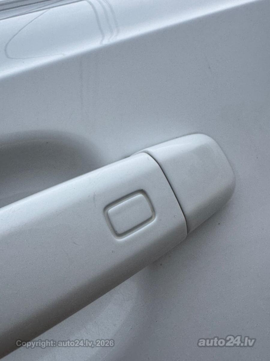 Audi A5 2011 Kivieli, ar dzinēja tilpumu 2.70 L un nobraukumu 265 tūkst. km par 8500 €, foto 14 vietnē AUTOMOTO.COM.LV