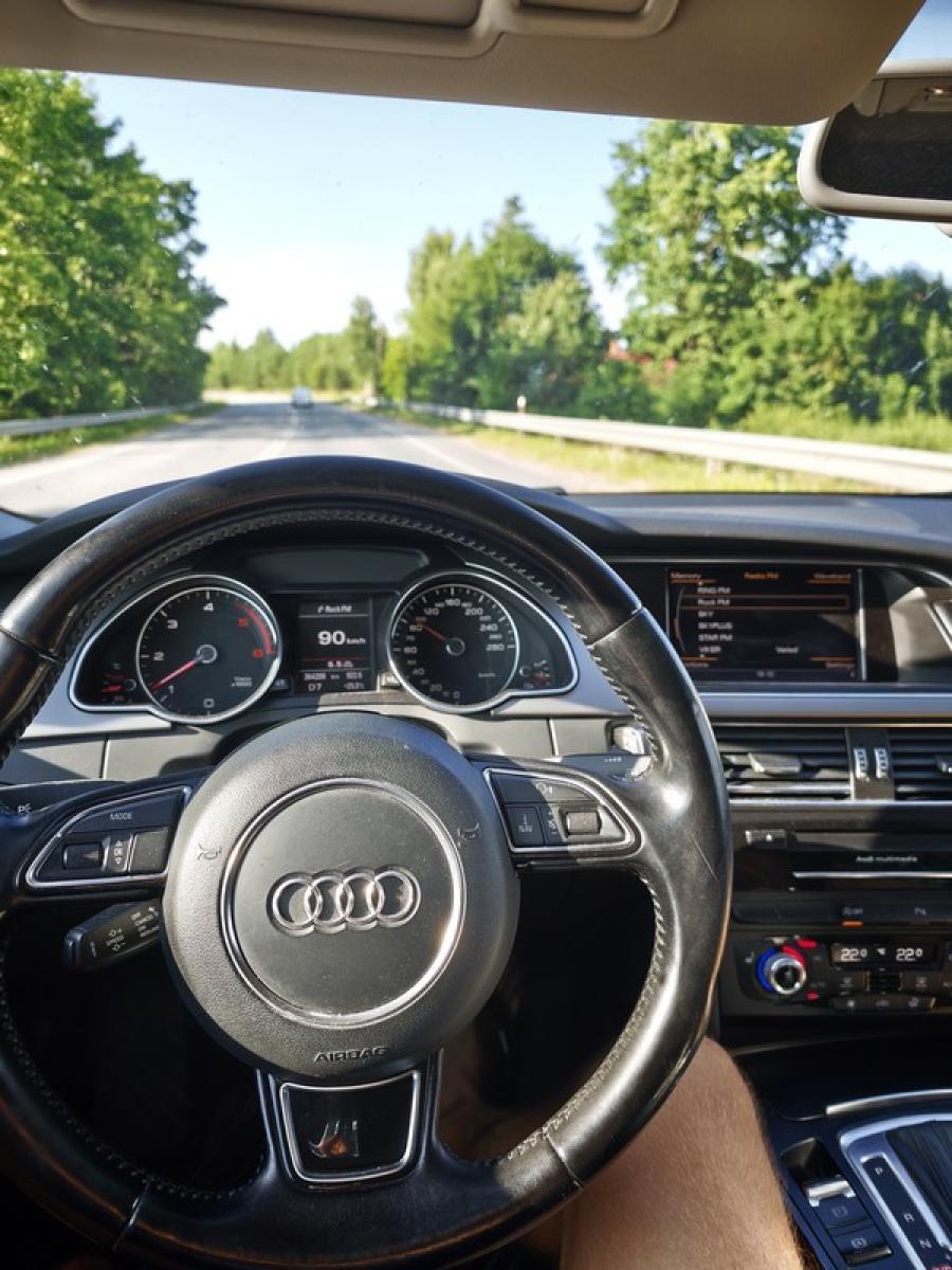 Audi A5 2011 in Tartu, with an engine capacity of 3.00 L and mileage of 363 thousand km for 12000 €, photo 15 on AUTOMOTO.COM.LV