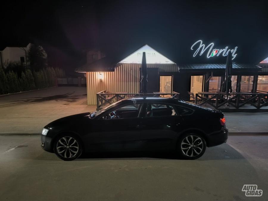 Audi A5 2011 in Telschi, with an engine capacity of 2.00 L and mileage of 280 thousand km for 7500 €, photo 13 on AUTOMOTO.COM.LV