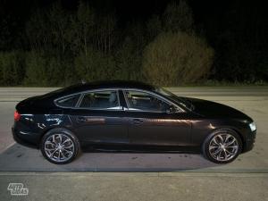 Audi A5 2011 in Telschi, with an engine capacity of 2.00 L and mileage of 280 thousand km for 7500 €, photo 14 on AUTOMOTO.COM.LV