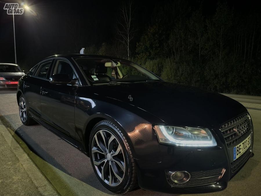 Audi A5 2011 in Telschi, with an engine capacity of 2.00 L and mileage of 280 thousand km for 7500 €, photo 20 on AUTOMOTO.COM.LV