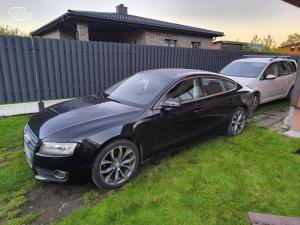 Audi A5 2011 in Telschi, with an engine capacity of 2.00 L and mileage of 280 thousand km for 7500 €, photo 33 on AUTOMOTO.COM.LV