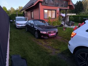 Audi A5 2011 in Telschi, with an engine capacity of 2.00 L and mileage of 280 thousand km for 7500 €, photo 36 on AUTOMOTO.COM.LV