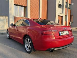 Red Audi A5 2007 in Vilnius, with an engine capacity of 2.97 L and mileage of 317 thousand km for 3900 €, photo 3 on AUTOMOTO.COM.LV
